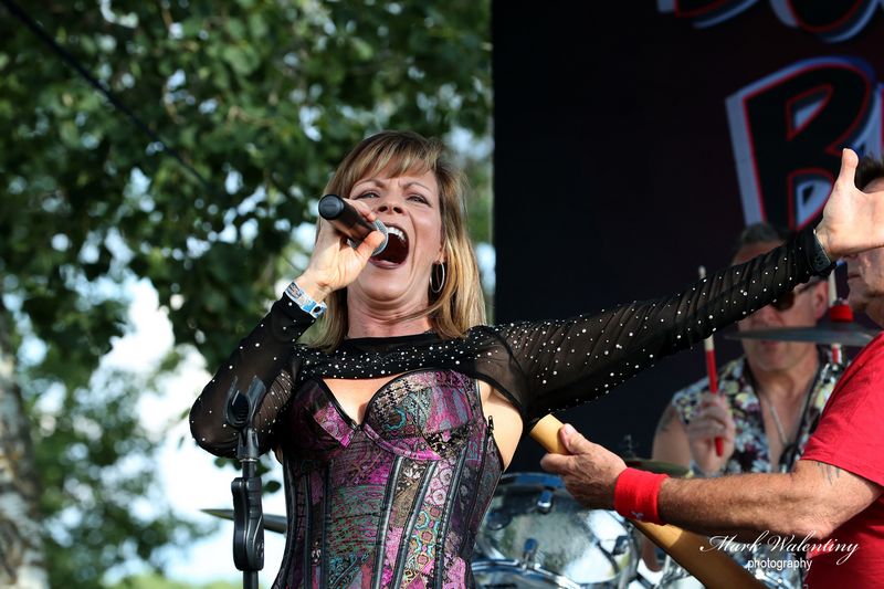 Sugar Buzz Sugar Buzz Photos - 2022 - Moondance Jam